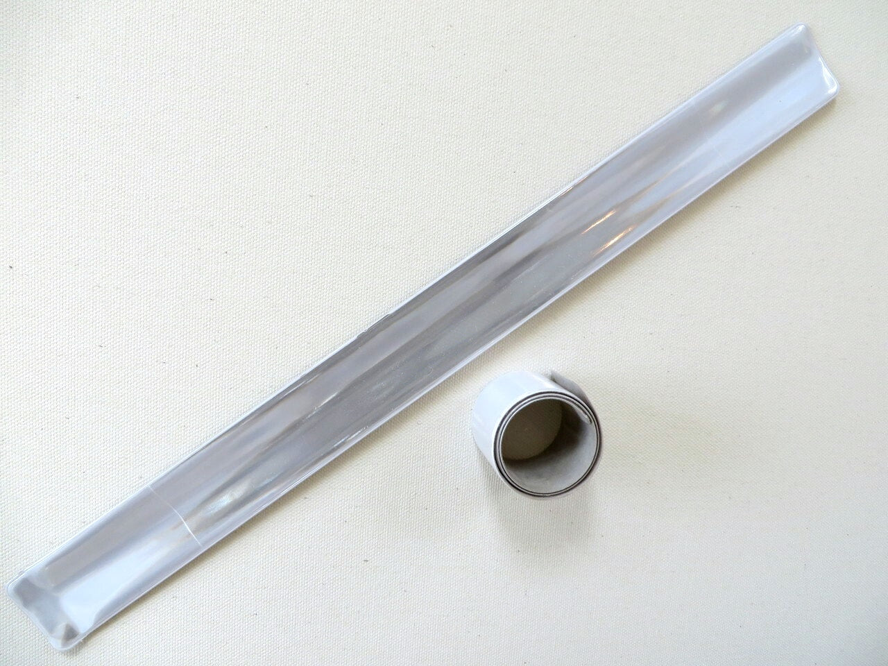 Wrap - White Slap Wrap Reflector – C Me Pedestrian Reflectors